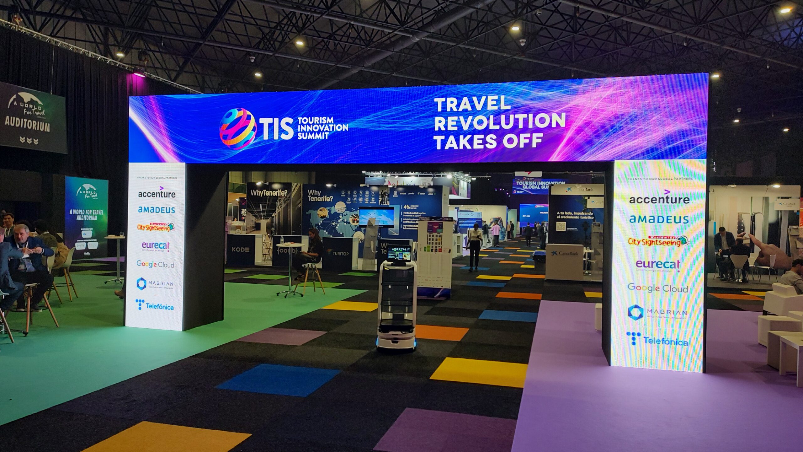 TIS Sevilla 2023: Axertia Robotics Brilla en el Tourism International Summit TIS 2023 en Sevilla ...